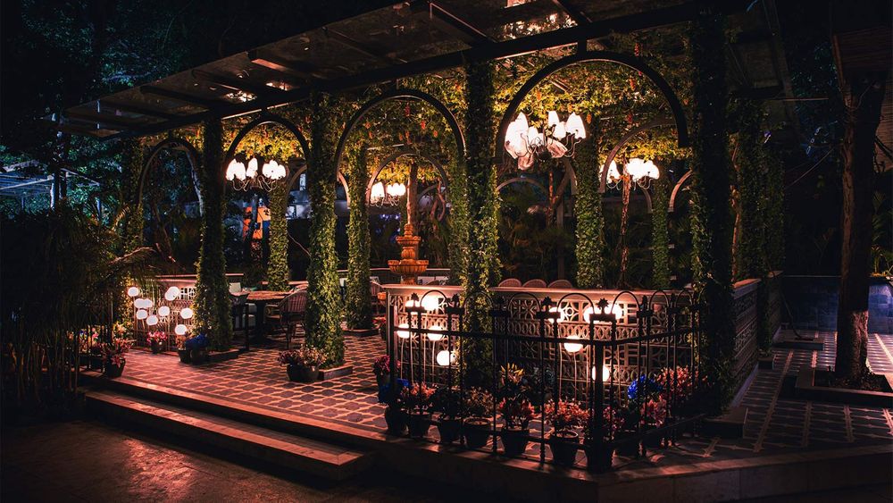 Restaurant Review: Cosy Box Brings Its Cannes Vibes To Delhi