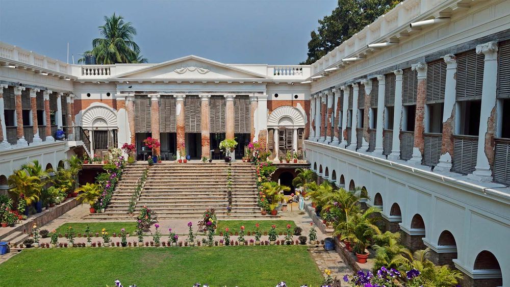 5 Rajbaris Near Kolkata For A Resplendent Vacation | Zee Zest