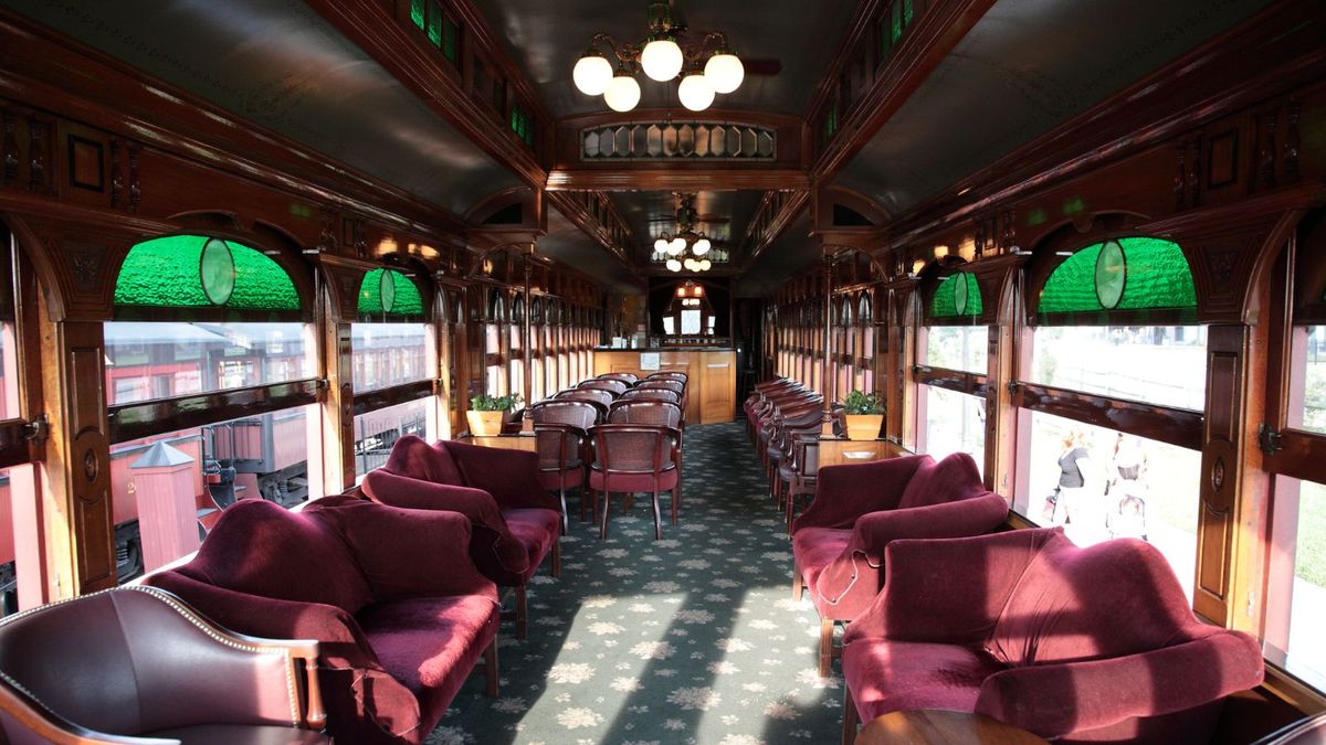 7 Most Luxurious Trains In The World To Know About | Zee Zest