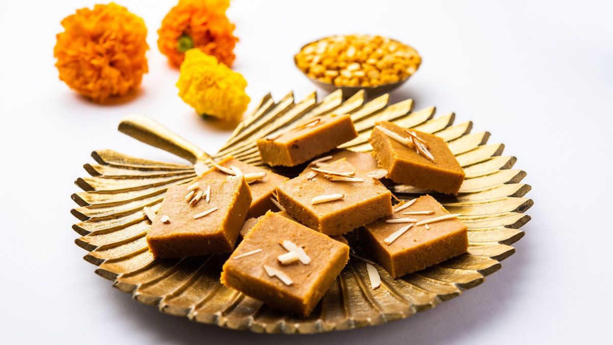 Homemade Besan Barfi Recipe | Zee Zest