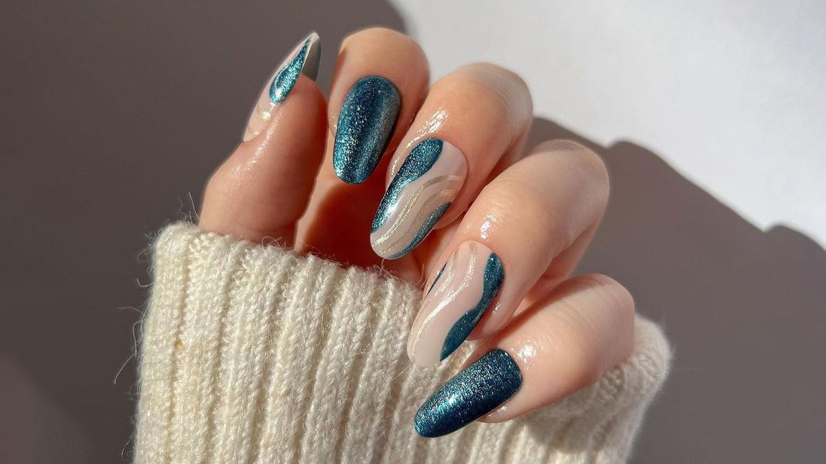 7 Winter Manicure Designs To Bookmark This Season | Zee Zest