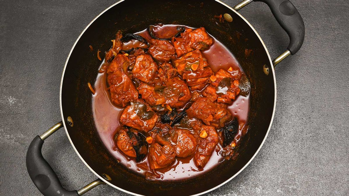 How To Make Goan Shark Ambotik At Home | Zee Zest