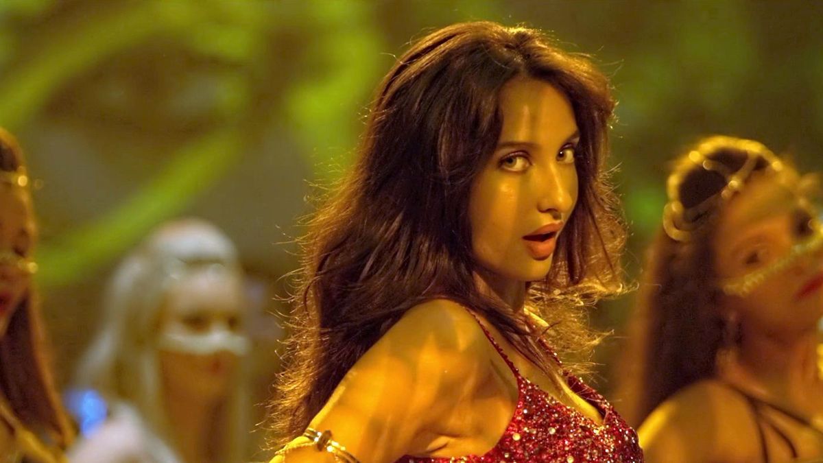 10 Popular Item Songs And Bollywood Dance Numbers | Zee Zest