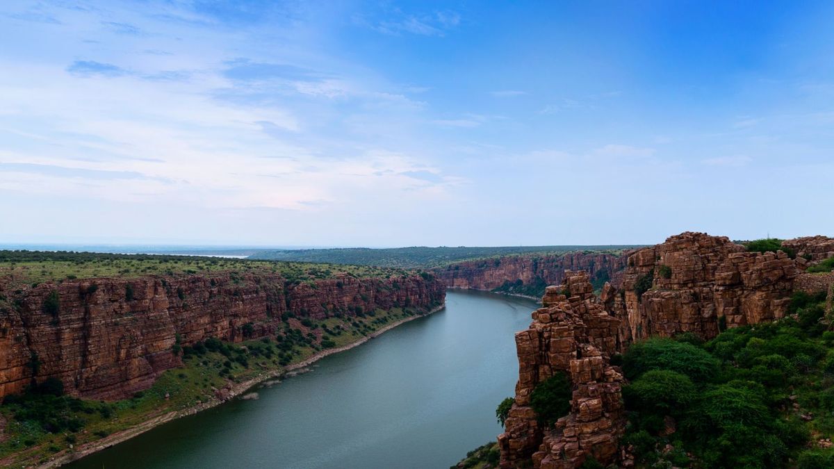 11 Long Weekend Destinations To Visit Near Hyderabad | Zee Zest