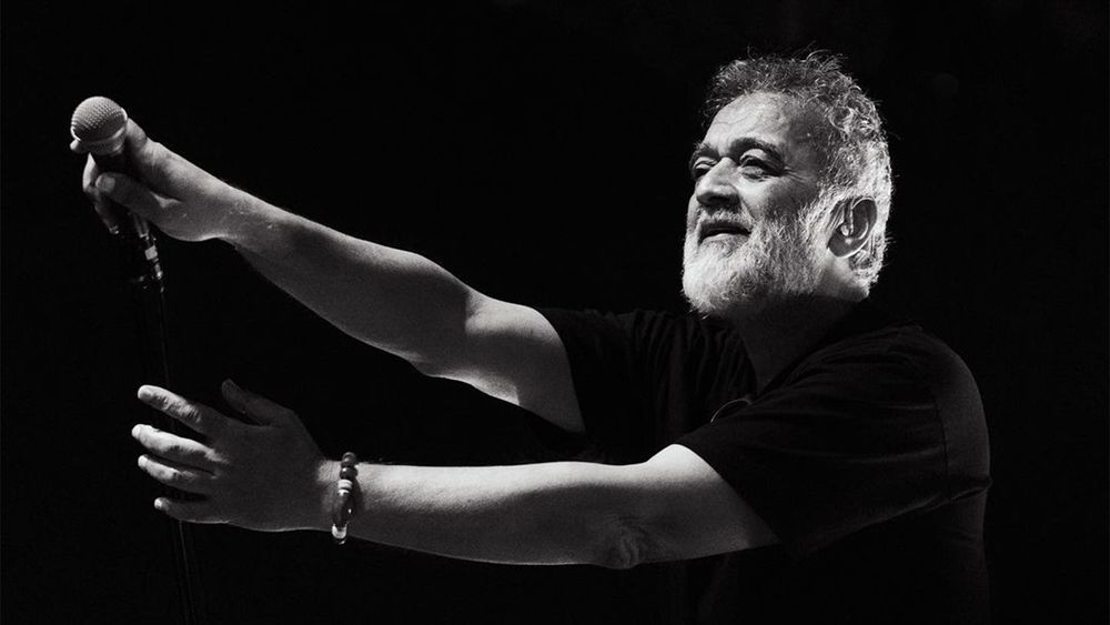 Music Is All About Communication: Lucky Ali | Zee Zest