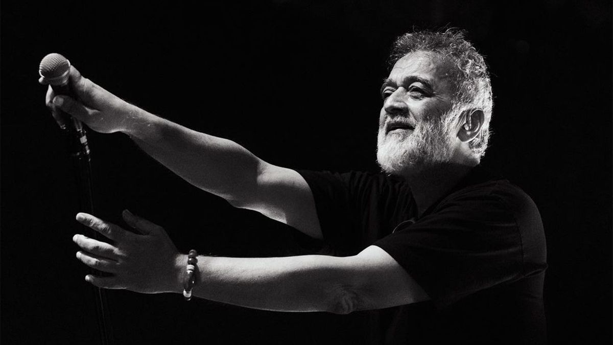 Music Is All About Communication: Lucky Ali | Zee Zest