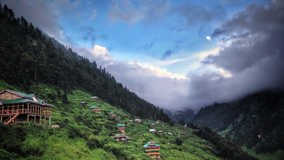 Explore The Quirky Mystical Village Of Malana | Zee Zest