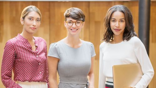 6 Office Hairstyles To Slay Your Workday Everyday | Zee Zest