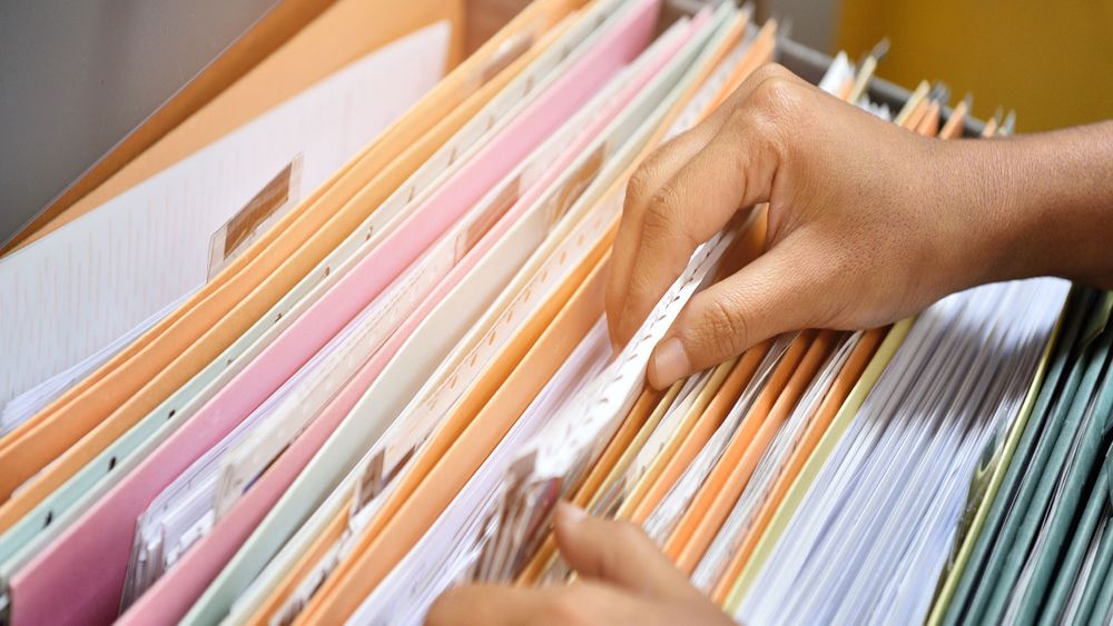 How To Keep Important Documents Organised | How To Arrange Papers | Zee ...