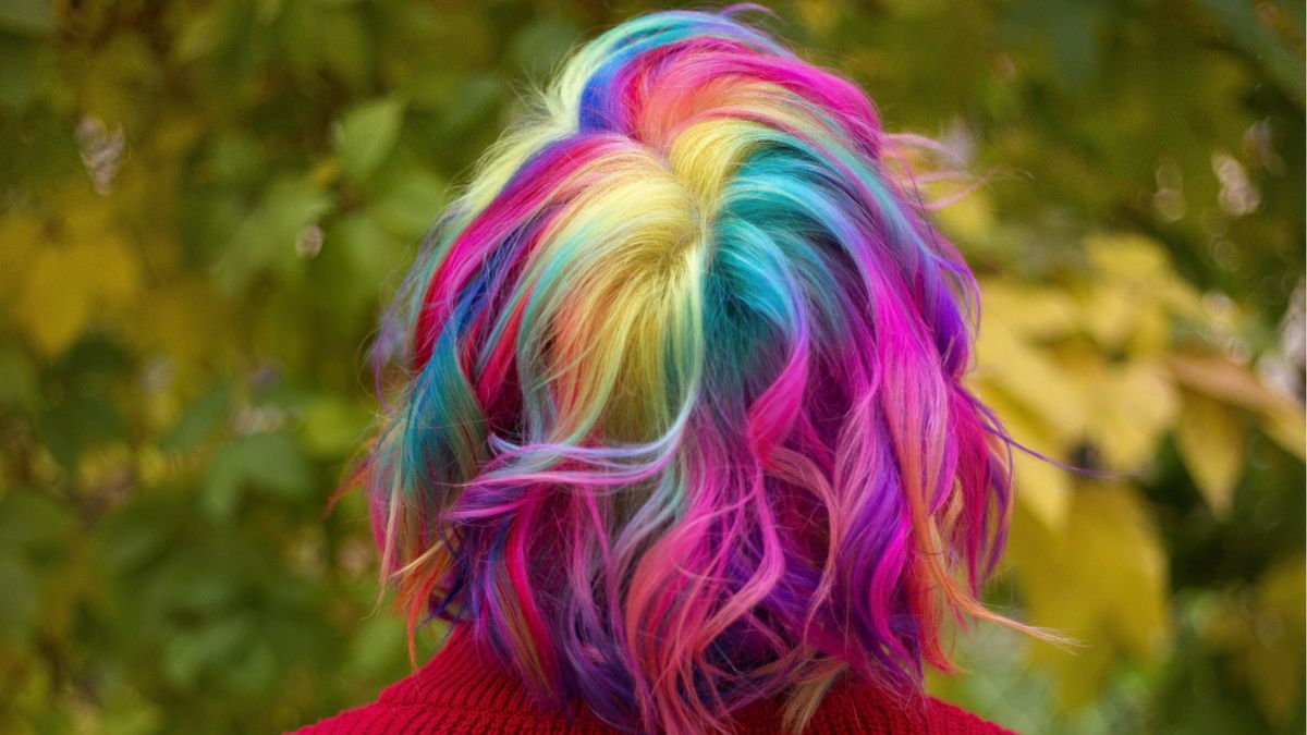 10 Bold & Beautiful Hair Colour Ideas For Short Hair | Zee Zest