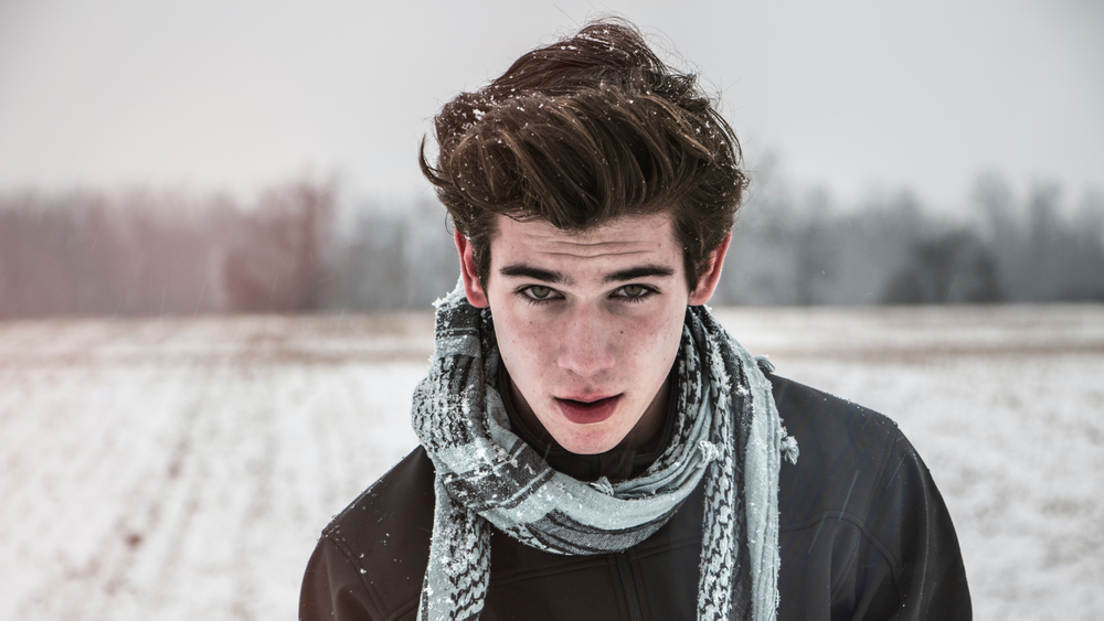 5 Stylish Muffler Ideas & Fashion Tips For Men | Zee Zest