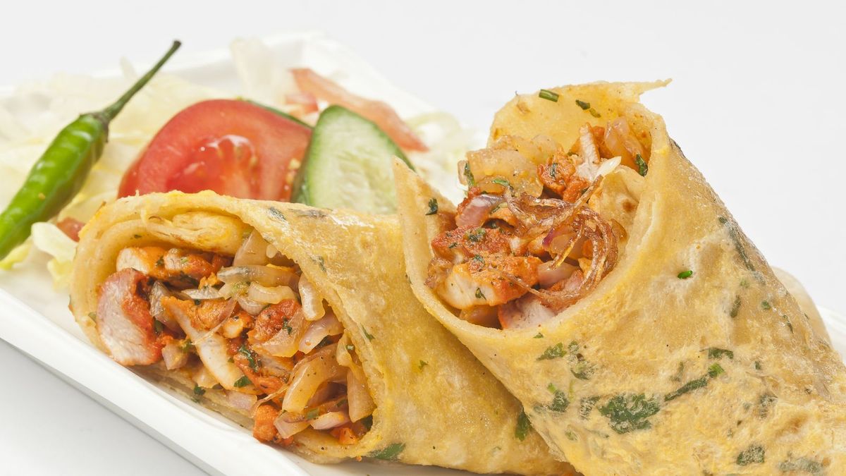 Try This Delicious Chicken Kathi Roll Recipe | Zee Zest