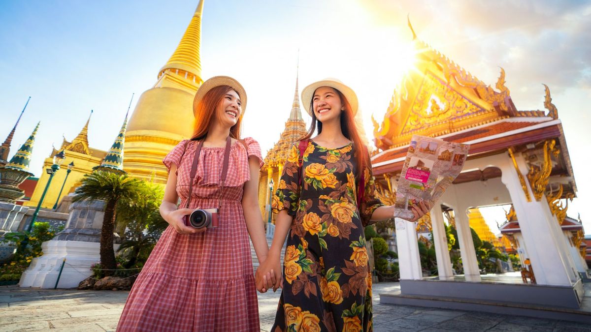 Bangkok Fashion Finds And What To Wear When Visiting | Zee Zest