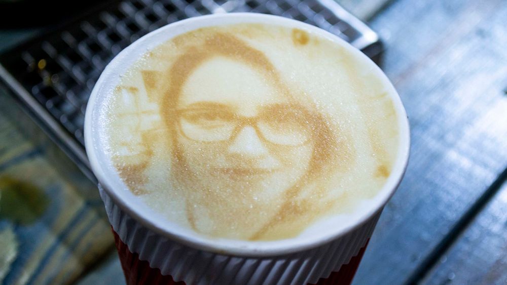 Drink Coffee With Your Face Printed On It At Blabber Mumbai | Zee Zest