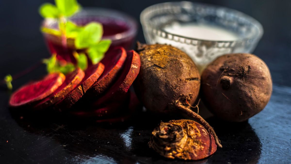 DIY Beetroot Face Packs For Naturally Glowing Skin | Zee Zest