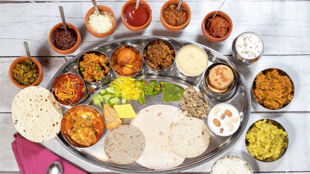 6 Gujarati Thali Places In Delhi You Cannot Miss | ZeeZest