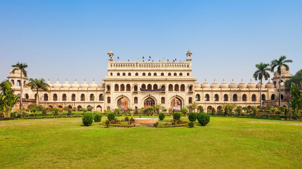 7 Places You Should Be Visiting In Lucknow | Zee Zest