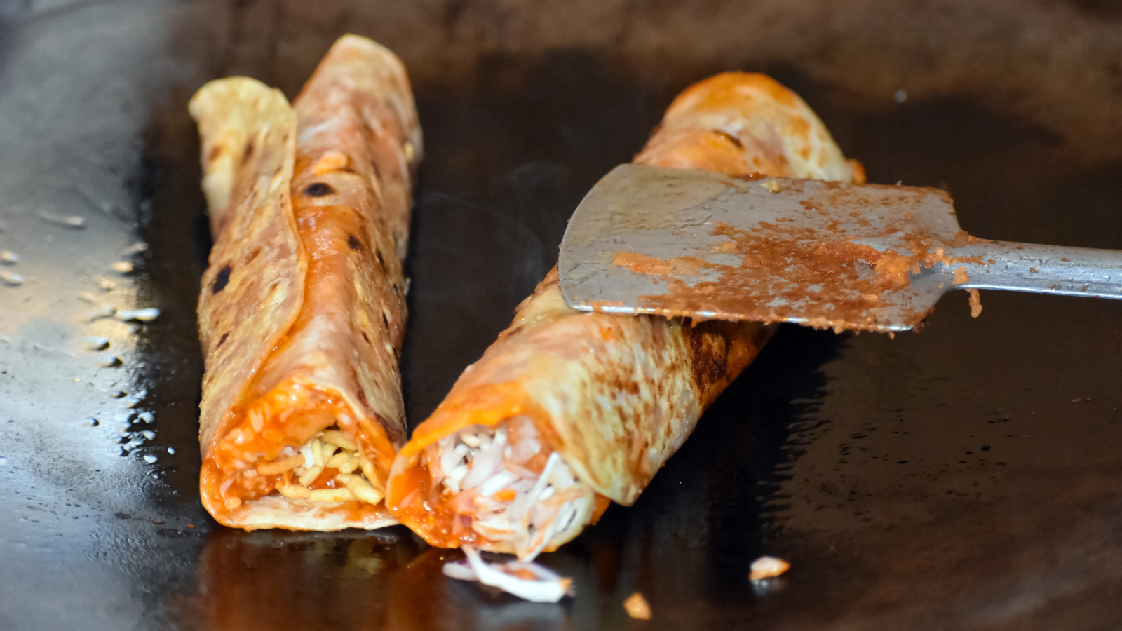 A Guide To Exploring The Best Street Food In Mumbai I Zee Zest