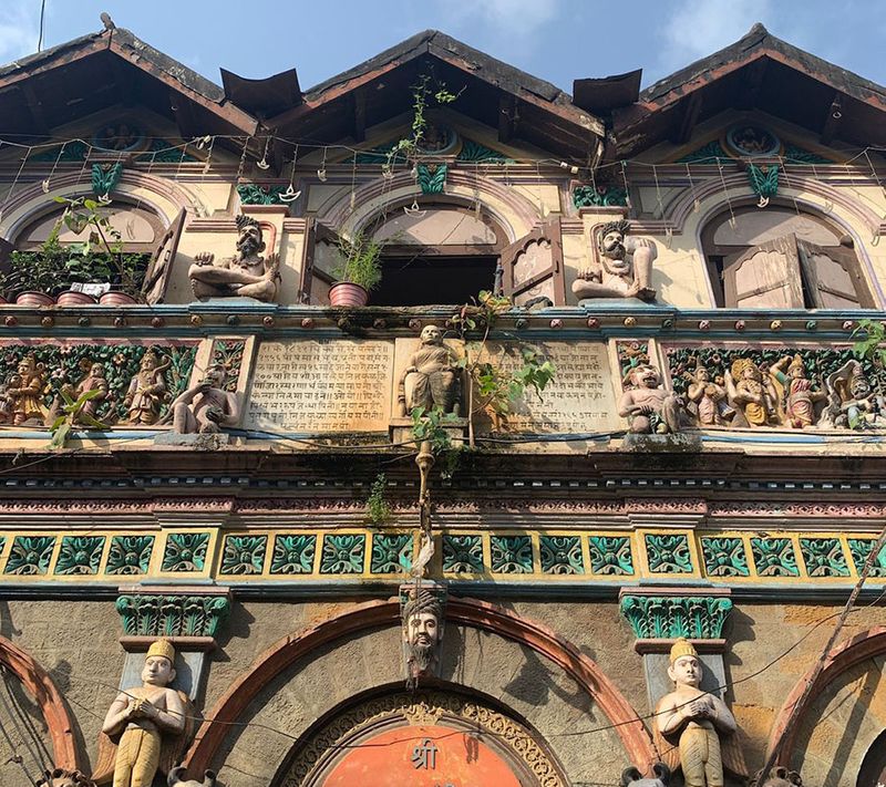 Kamathipura Mumbai Tour - Explore Now With Zoya Kathawala