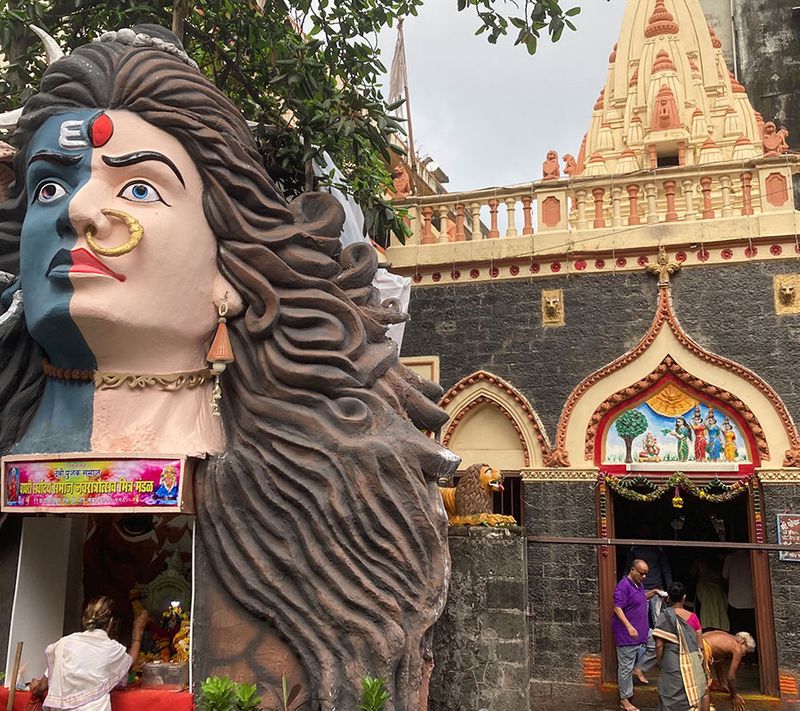 Kamathipura Mumbai Tour - Explore Now With Zoya Kathawala