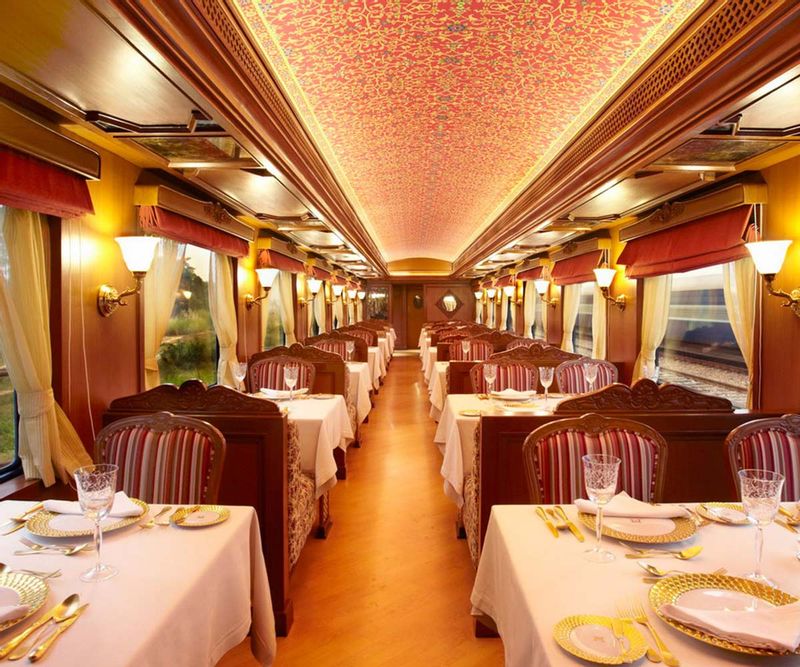 6 Luxury Trains In India | Zee Zest