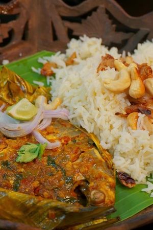 Watch Meen Polichathu & Nei Choru Recipe By Chef Rakesh Raghunathan