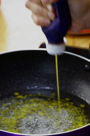 Watch Mutta Mala Recipe By Chef Akansha Khatri