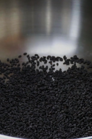 Watch Xutuli Pitha Recipe By Chef Akansha Khatri