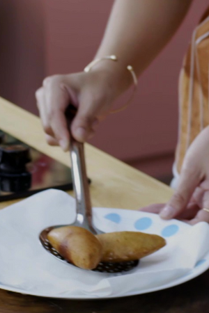 Watch Xutuli Pitha Recipe By Chef Akansha Khatri