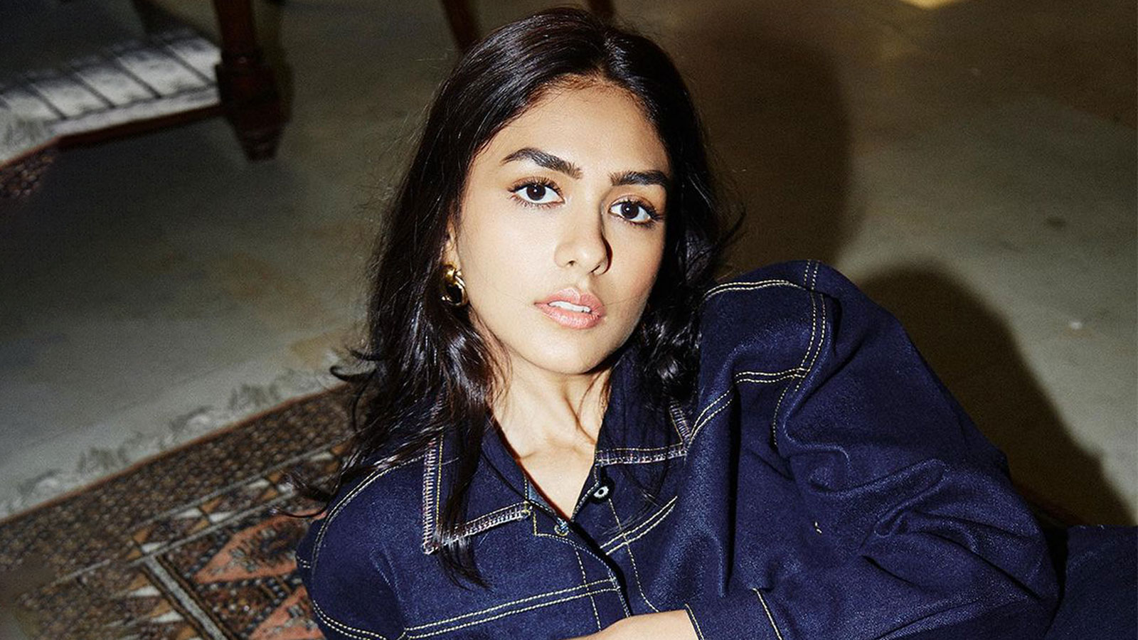 Jersey Actor Mrunal Thakur Makes Way For Non-Binary Fashion